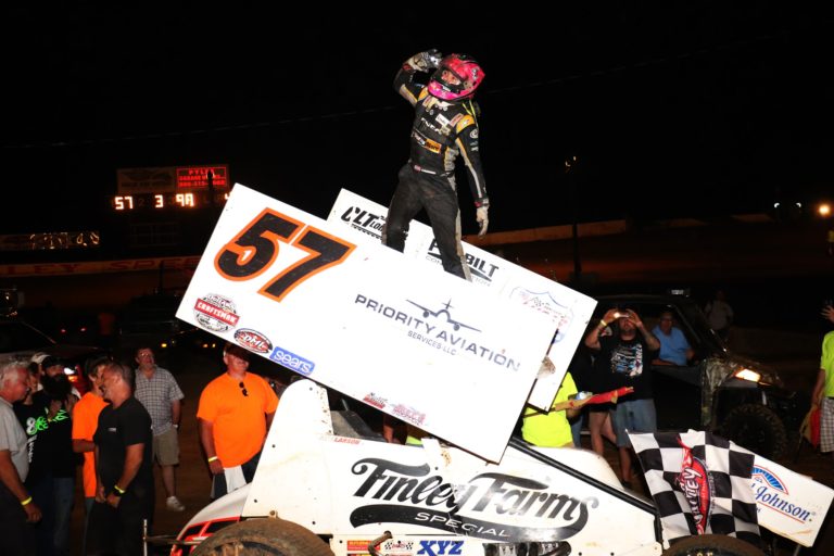 Kyle Larson crosses Pennsylvania Sprint Car win off his bucket list ...