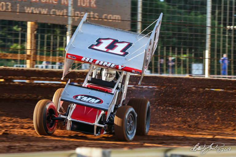 Dale Blaney blasts his way to a dominating performance in the Lou ...