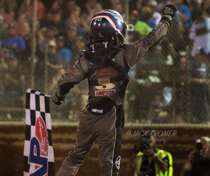 Logan Seavey earns entertaining win in World of Outlaws iRacing ...