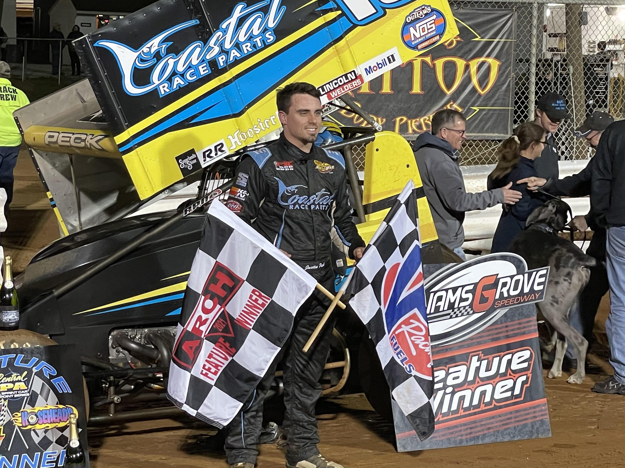 Justin Peck finds his Williams Grove stride and speeds away to Friday ...