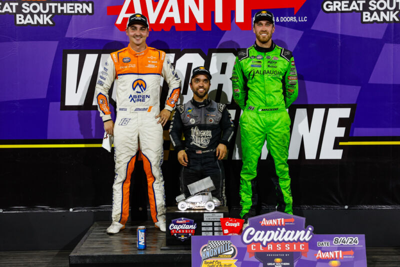 Photos from the prestigious Capitani Classic at Knoxville Raceway ...